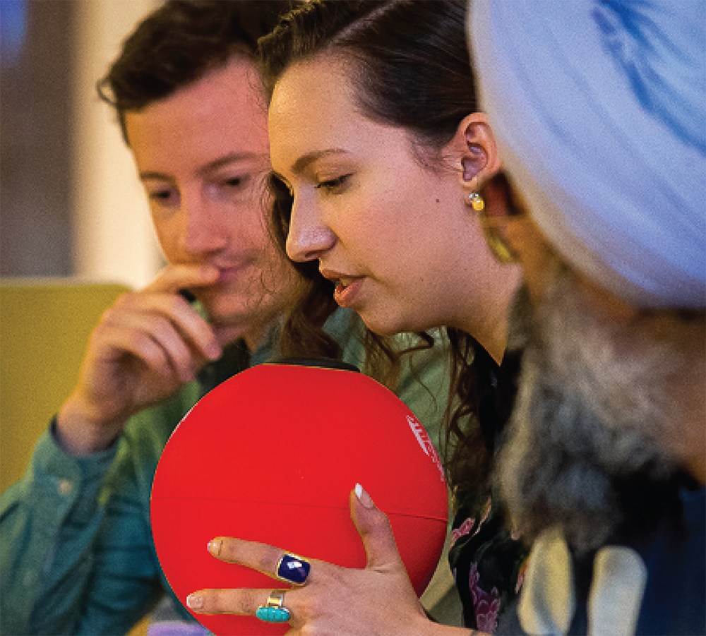 BIGMICBALL - Big Purple Productions - Throwable Microphone